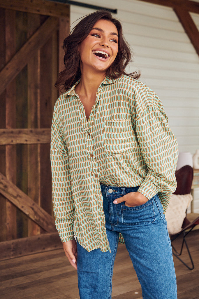 Addi Print Novella Shirt - Lilac and Mila